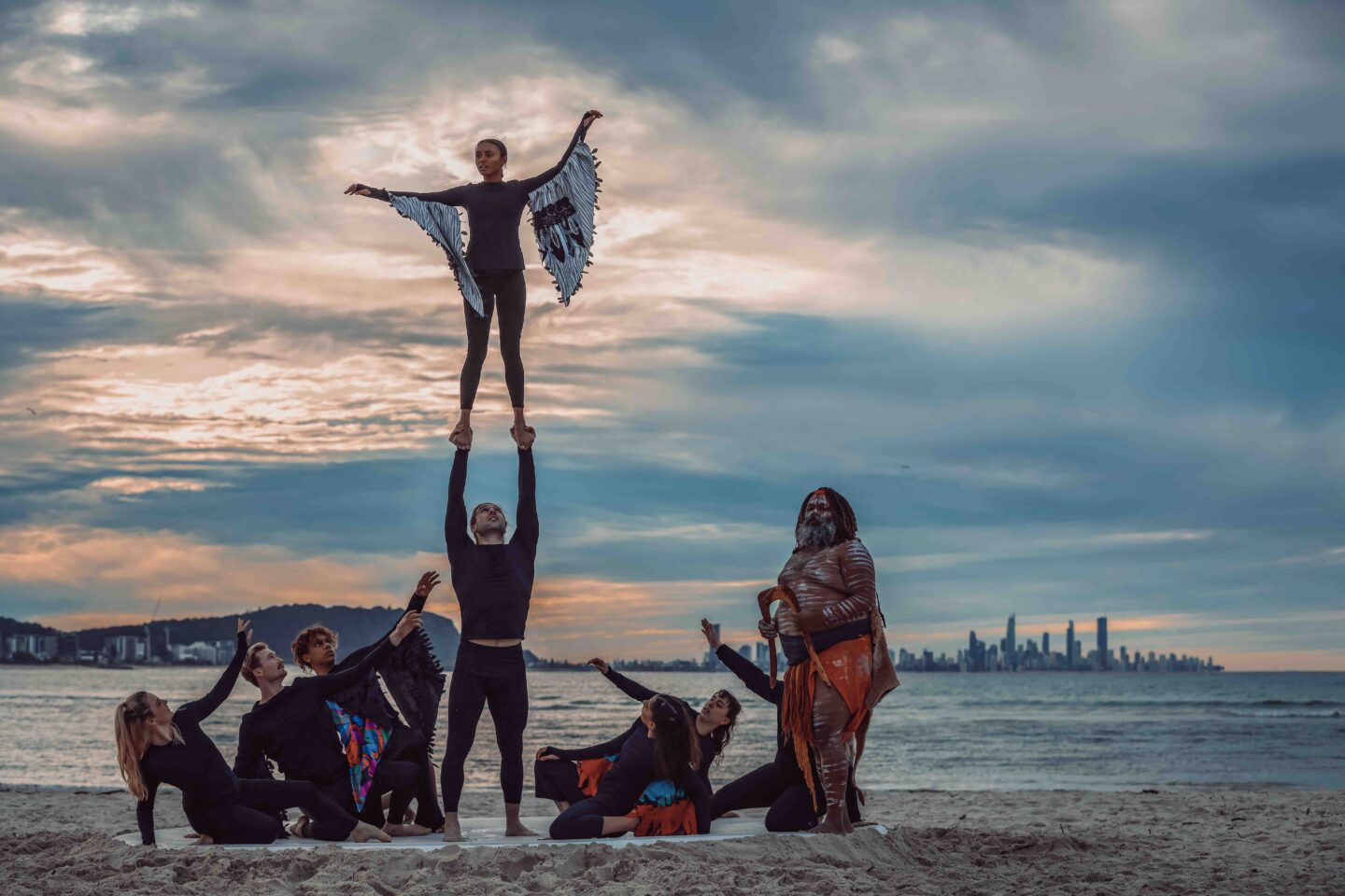 SWELL SCULPTURE FESTIVAL | LIVING SCULPTURES | CURRUMBIN BEACH | FREE ...